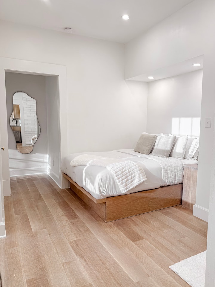 The Nook - Abingdon, VA