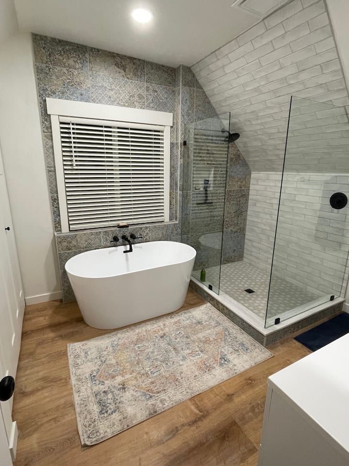 Fabulous Brand New Studio Townhome - 프로보