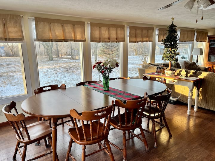 Spacious Acreage-3 Br-2 Ba-near Lincoln - Bluestem Lake, NE