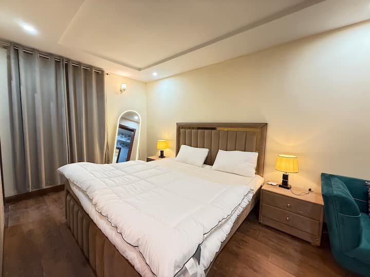 V Suites 2 | 1bhk Apartment In Gulberg Islamabad - Islamabad