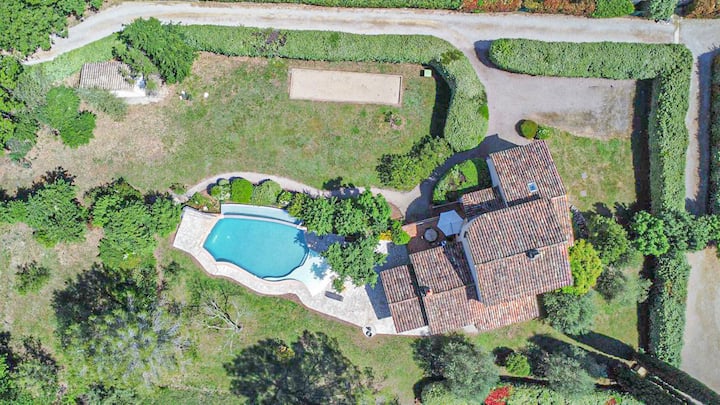 Villa Avec Piscine, 180m², Ac, 4ch, Grand Jardin - Fayence