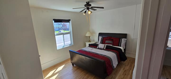 Petit Appartement Avec Un Large Parking Gratuit - Quebec City