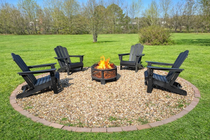 Spacious 4br Retreat • Fire Pit • Near Lakepoint - Cartersville, GA