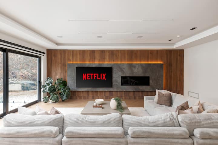 5,000+ Sq Ft Lux Estate | Elevator | Games | Sauna - Toronto