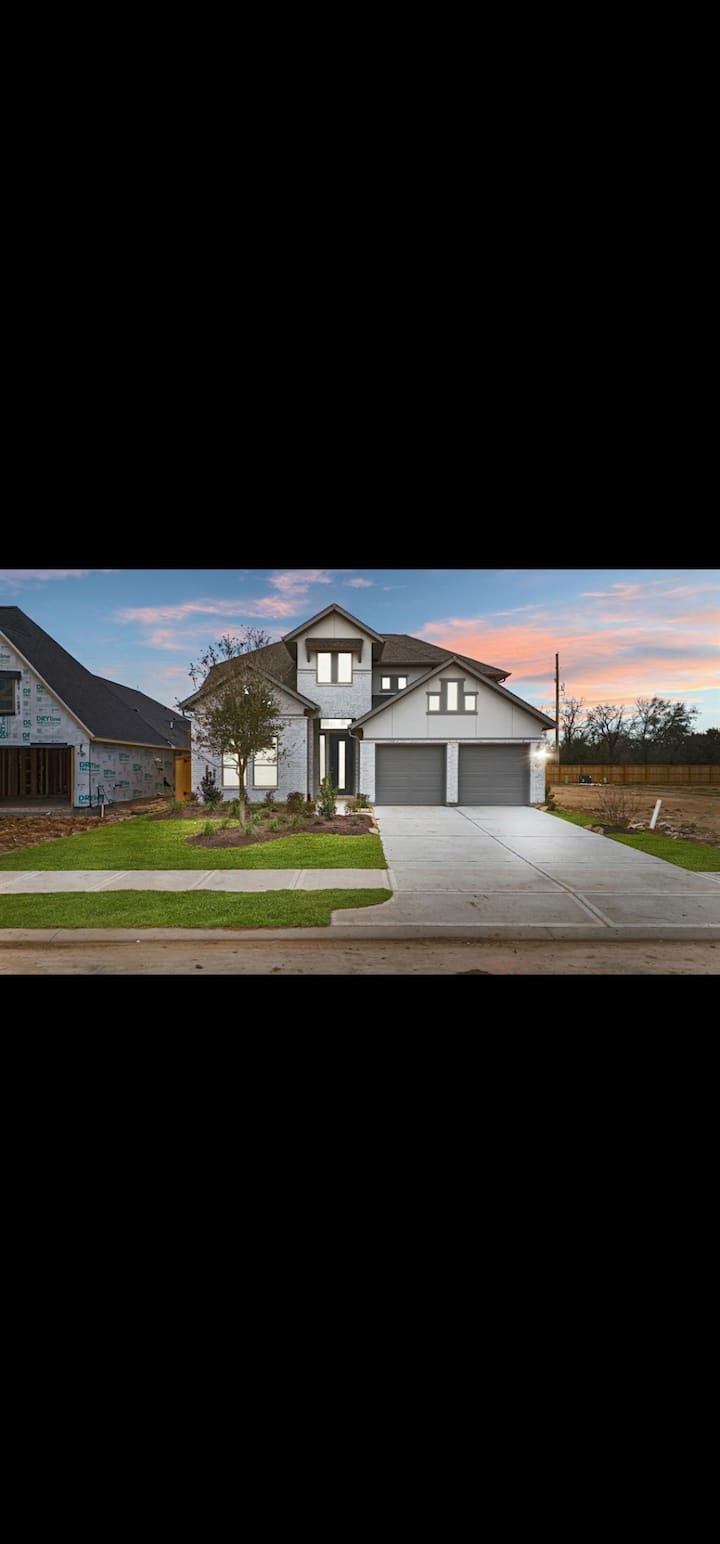 Beautiful 4br Home • Clean • Quiet • Perfect - Richmond, TX