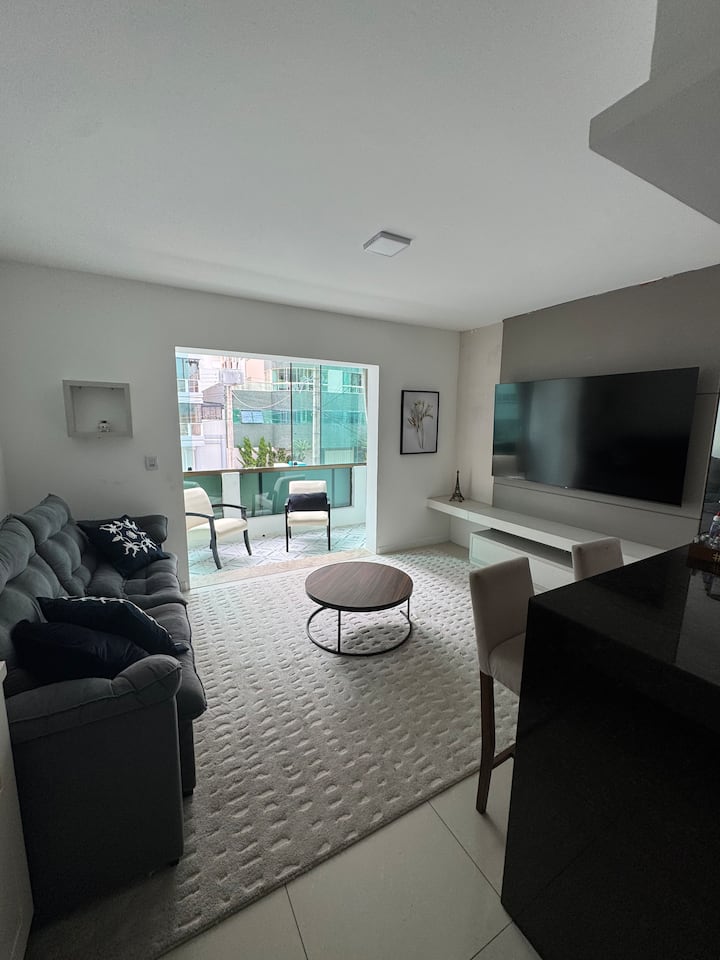 Apto 2 Dorm Com Garagem No Centro Da Cidade! - Capão da Canoa