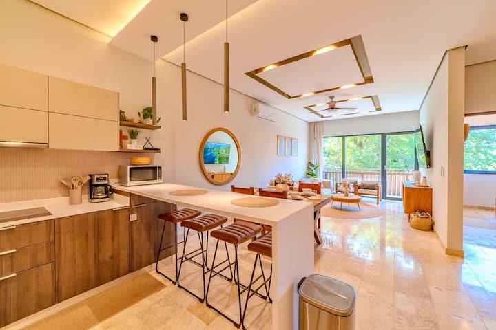 Tuluminous Coco Bliss Beach Getaway - Paradise Beach