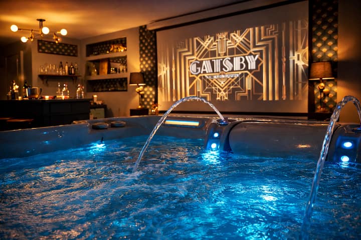 La Suite 1925 : Spa, Ciné, Bar - Puy du Fou