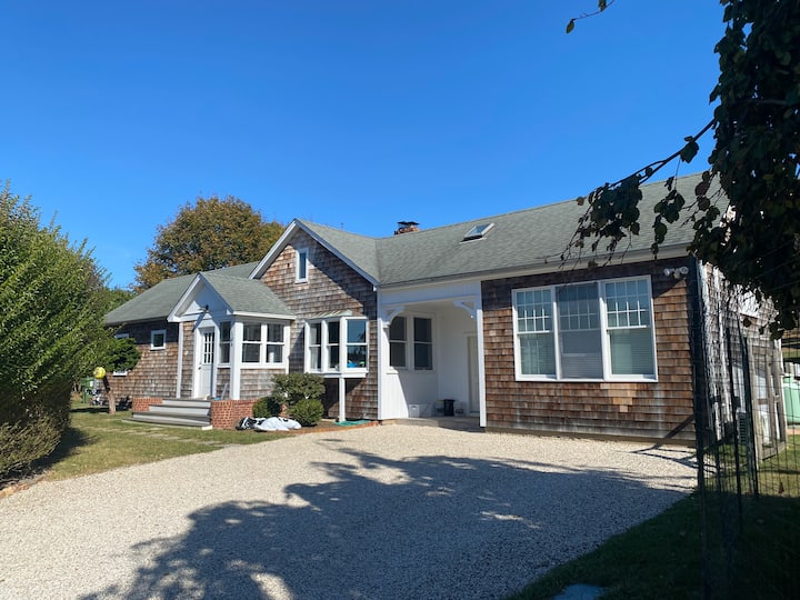 4br, 4.5ba, Prime Location, Walk To Beach! - Montauk, NY