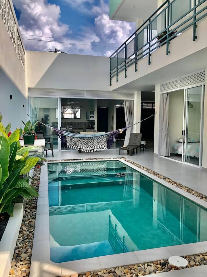 Casa Fika | Estrena - Honda