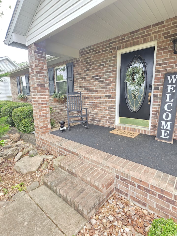 Cozy Pet- Friendly Home Near Fort Leonard Wood! - Waynesville, MO