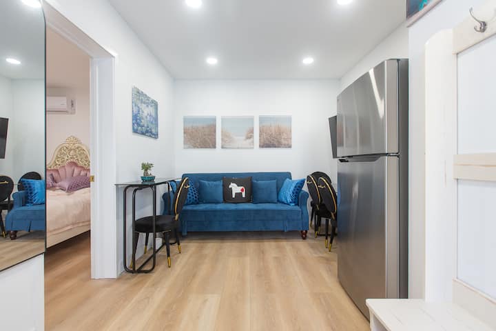 Family-friendly 2br Suite In West Covina - West Covina, CA