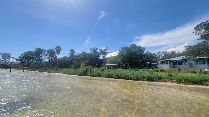 St. Andrews Bay Peaceful Getaway! - Panama City