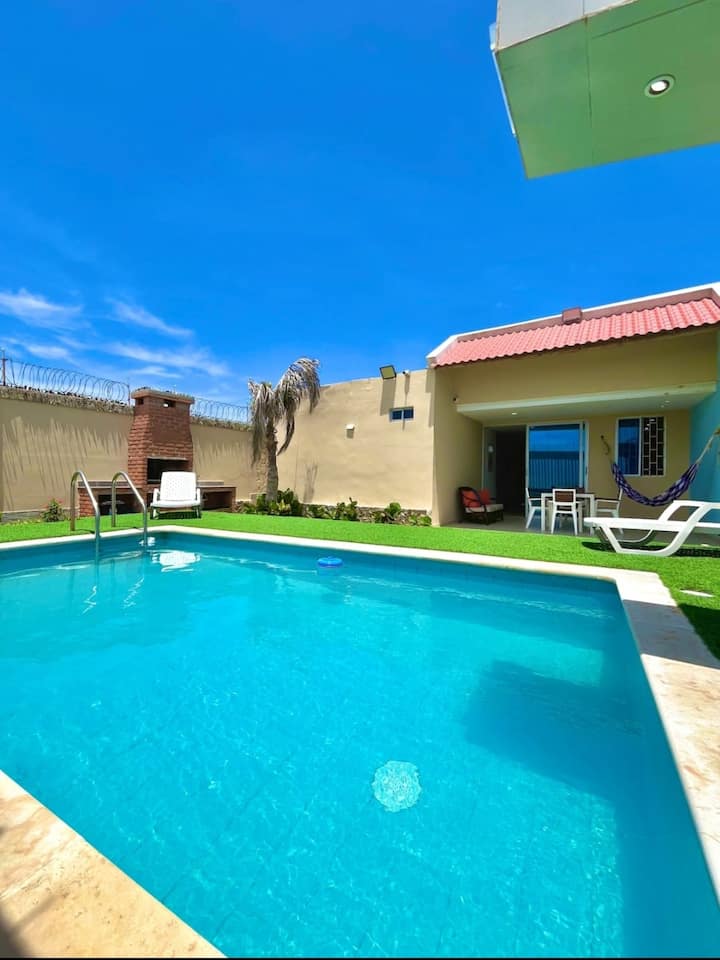 Casa Cómoda Frente Al Mar, Con Piscina Y Asador. - Puerto Colombia