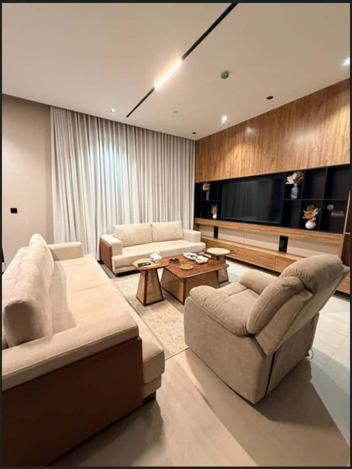 شقه الفخامه الرياض 3غرف
 Luxury Apartment - Riyadh