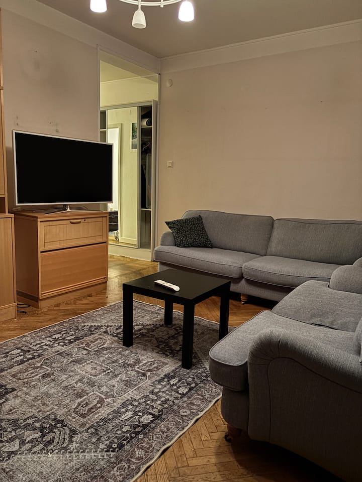 Lägenhet I Abrahamsberg - 12min Till City - Solna