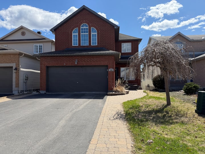 Elegant Stay At A Cozy Home Near Downtown Ottawa - Gatineau