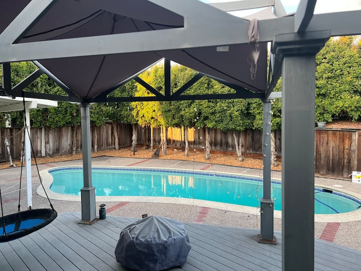 Private Pool | Single-family Home W/ Large Yard - Fremont, CA