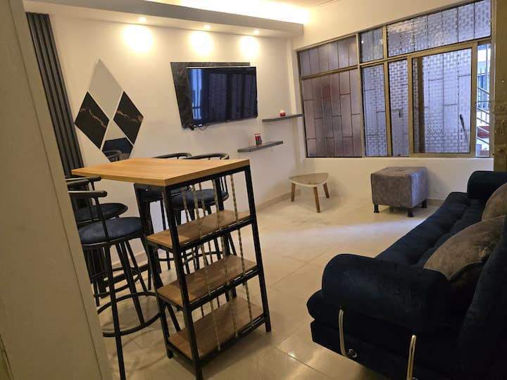 Elegante Limpio Muy Bien Ubicado - Ibagué