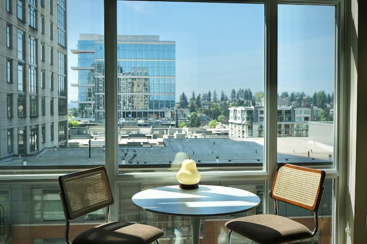 Downtown Apartment | Homeoffice | Walkable | Gym - Bellevue, WA