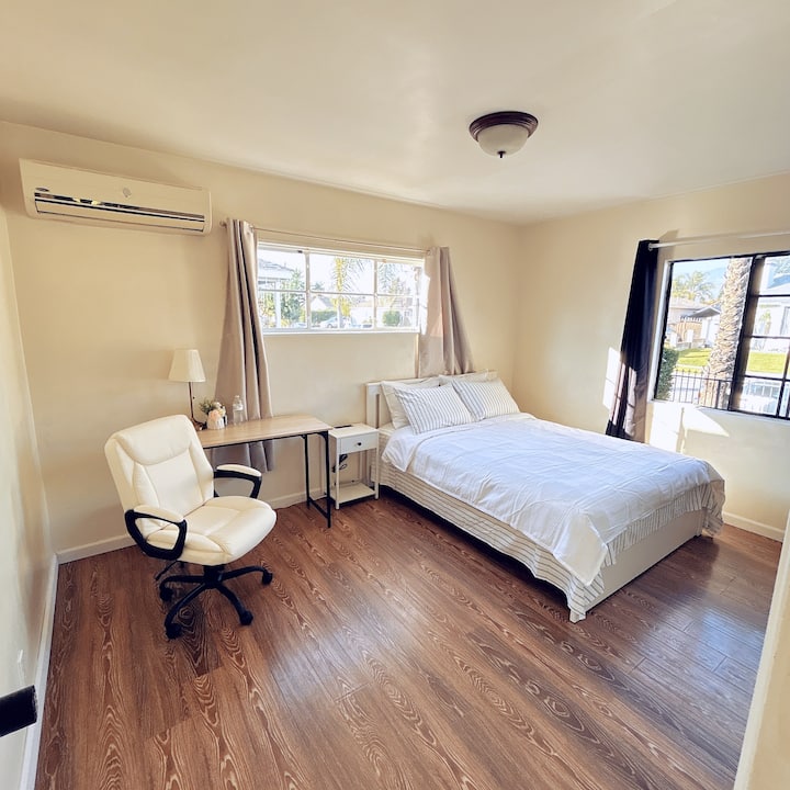 3br Home Sleeps 6 At West Covina/baldwin Park院内停车 - West Covina, CA