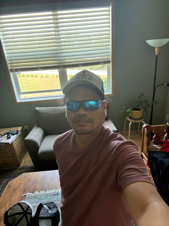 Bed And Breakfast Available This February - Sylvan Lake, AB