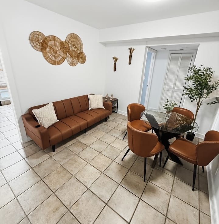 Seabreeze #409 2br Steps To Beach + Balcony • Sobe - Miami Beach, FL