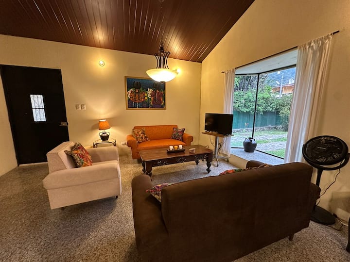 Villa Utz K'aslemal (Buen Vivir) Casa Familiar - Panajachel