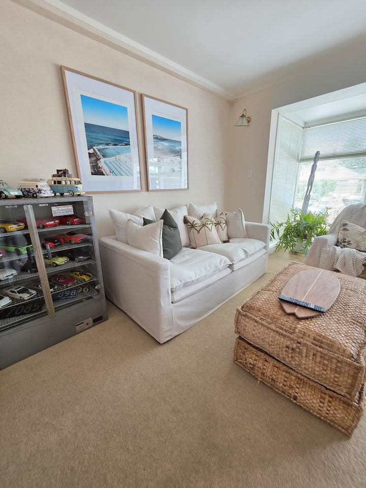 Orewa Beach Surf Pad - Waiwera