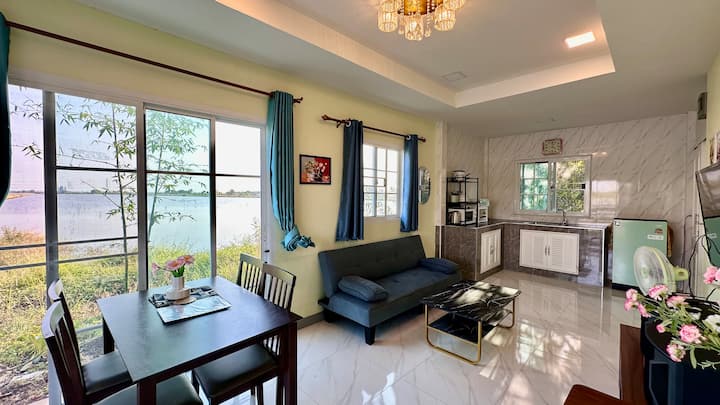 Kick Back &Relax With Natural In Stylist Space - 아유타야