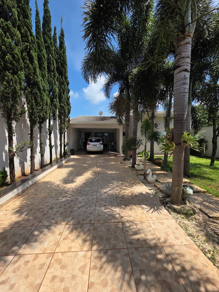 Casa Confortável Perto Da Rodovia Anhanguera. - Leme