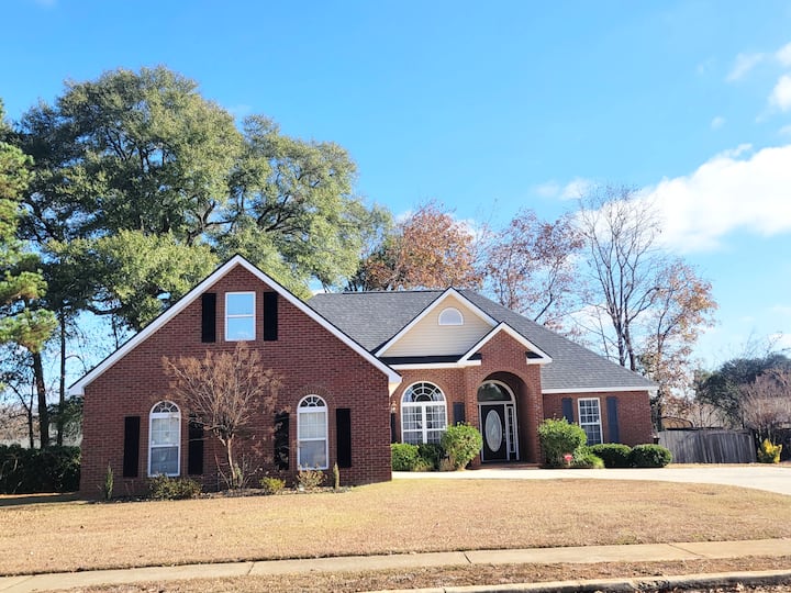 Middle Georgia Gateway 6 Beds, 3br And 2 Baths - Warner Robins, GA