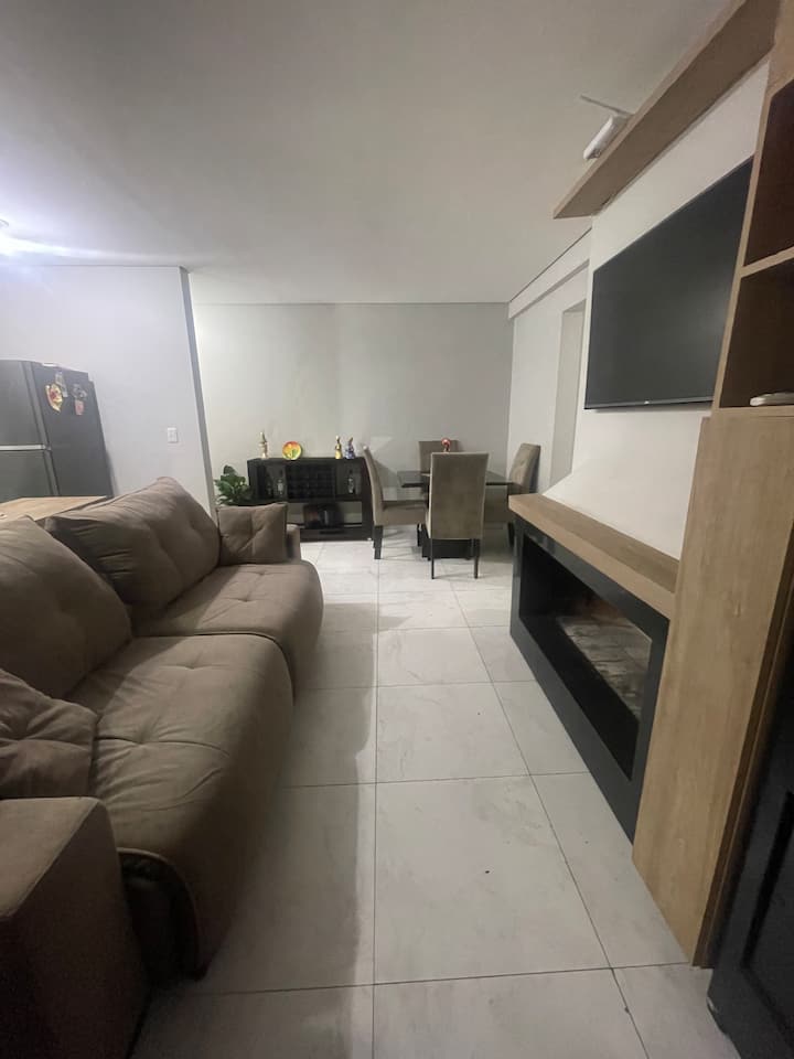 Apartamento Amplo - Santa Maria