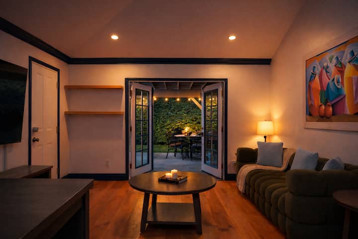 Cozy Private 1br Near Lax & Sofi | Pet-friendly - Los Angeles