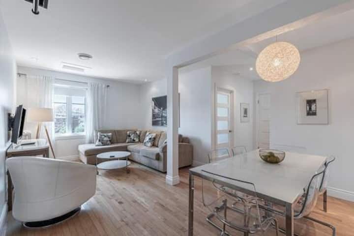 Le Clocher Du Vieux-longueuil - Boucherville