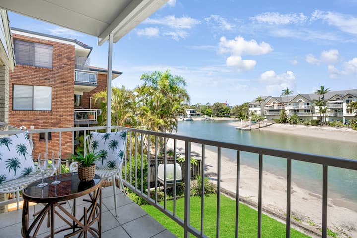 Peaceful Water View Apartment In Mooloolaba - Mooloolaba