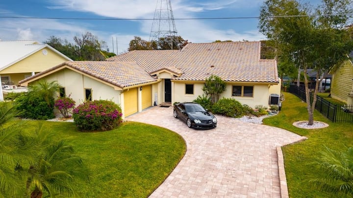 Water Lovers Retreat - サンフォード, FL