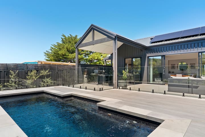 Back Beach Perfection - A Private, Pool, Paradise! - Cape Schanck