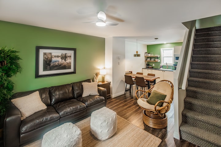 Wynwood Suites Unit 4, Located On Lake Muskoka - Muskoka District Municipality