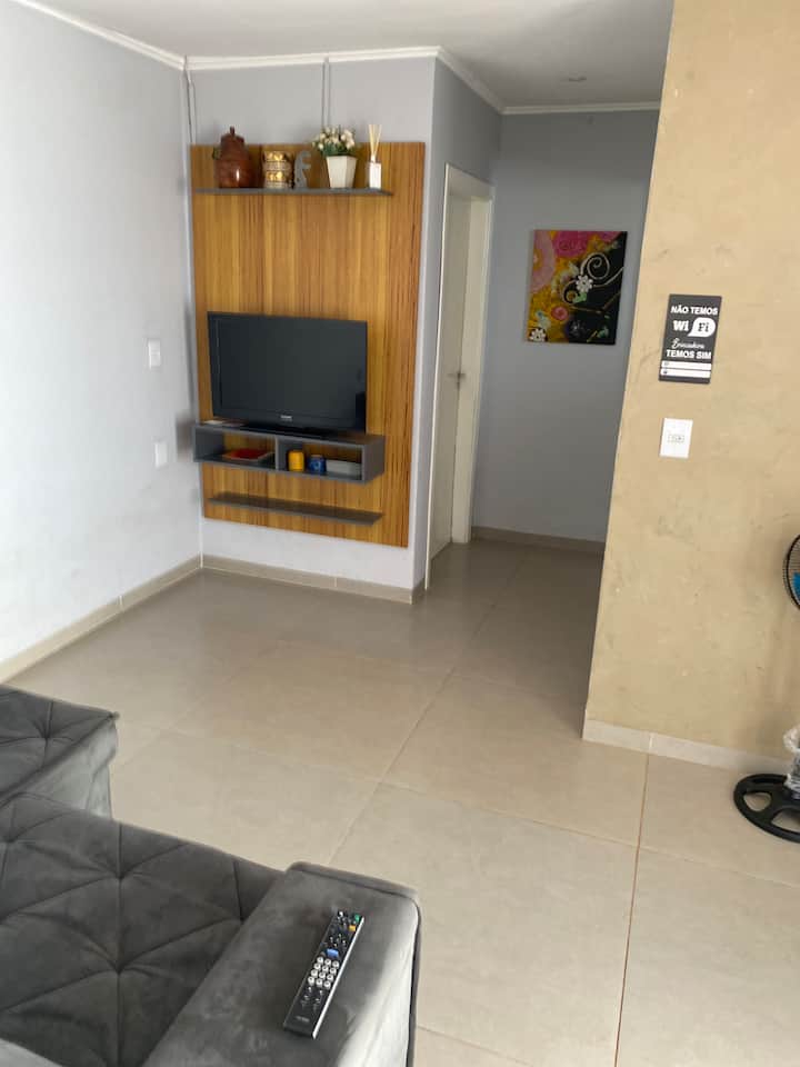 Casa No Centro Próximo A Hospitais, Shopping - Dourados