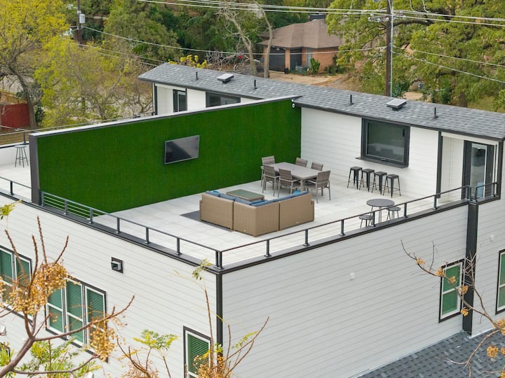 Modern Rooftop Getaway Near Six Flags With Views - Arlington
