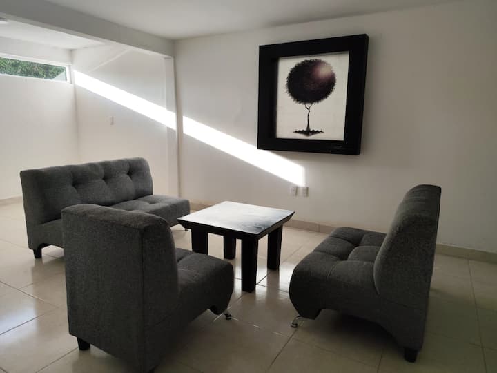 Casa Alcatraz Empresarial. Facturamos - Celaya