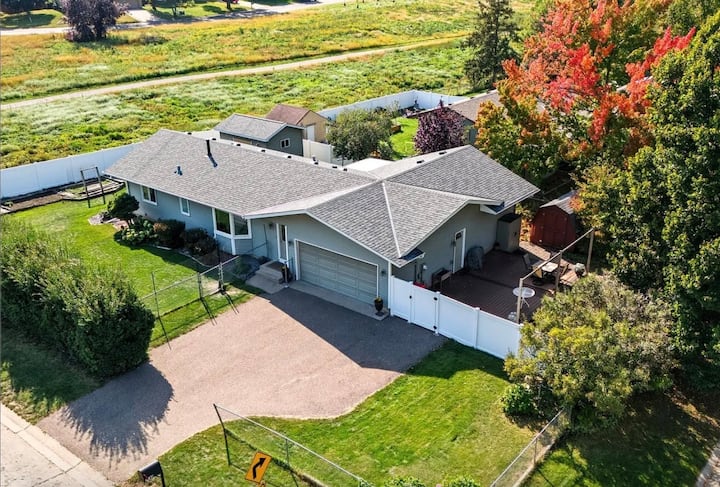 Private And Cozy 3-bedroom Home With 4 Beds. - Woodbury, MN