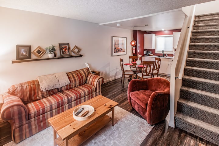 Wynwood Suites Unit 5, Located On Lake Muskoka - Muskoka District Municipality