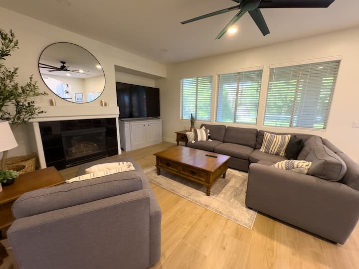 Immaculate 4br Retreat | Hot Tub • Greenbelt - Gilbert, AZ