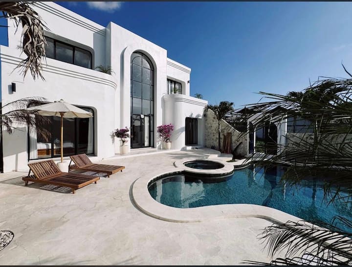 Rare Rice Field View In The Heart Of Canggu - 4br - Australia