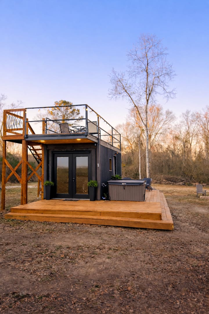 Rooftop Container Retreat-hot Tub Near Franklinton - 路易斯安那