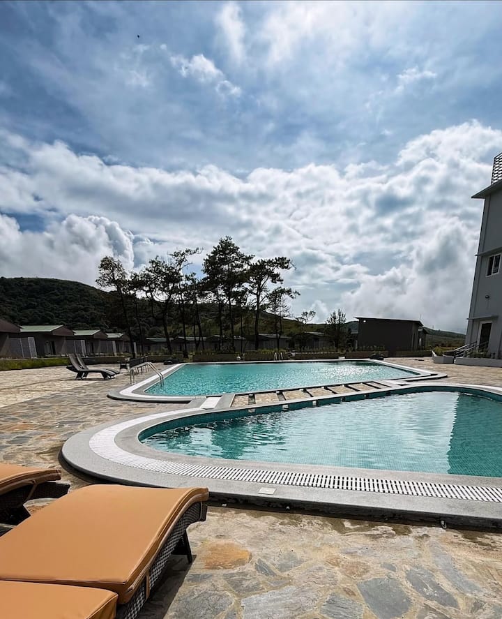 Luxury Escape With Panoramic Hill Views - Cherrapunji