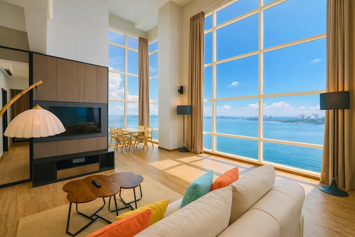 【100° Seaview】wi Sunrise Top-floor Loft@town B23a6 - George Town