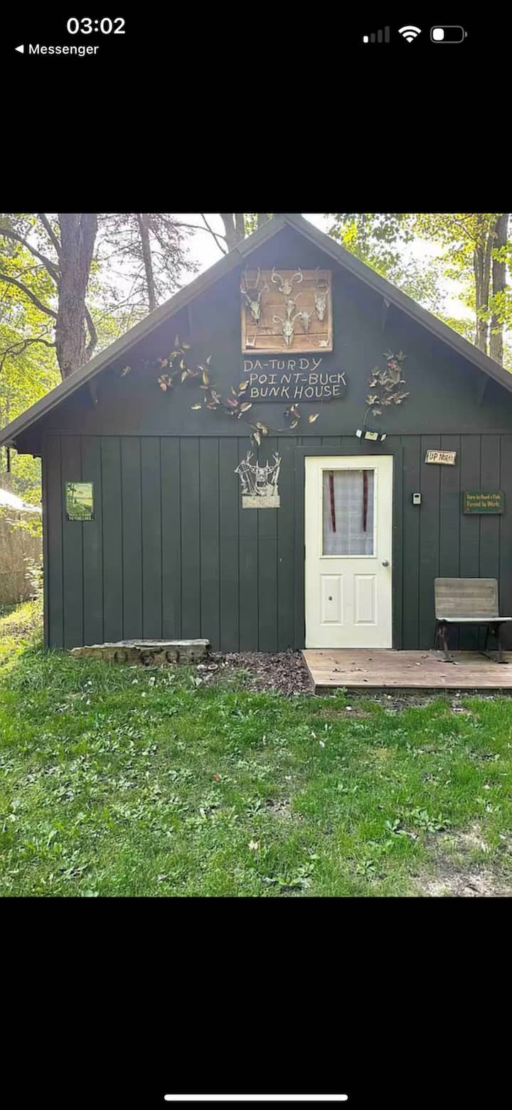 Da Turdy Point Buck Bunkhouse - Hartwick Pines State Park, Grayling